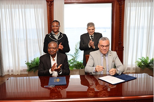 Adm. Rabiee witnesses MoU signing with Namibian Ports Authority on port ...